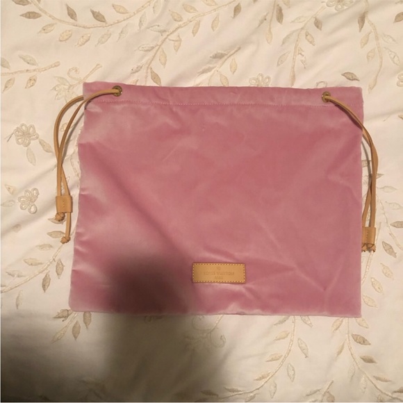 Louis Vuitton | Bags | Authentic Louis Vuitton Pink Velvet Drawstring ...